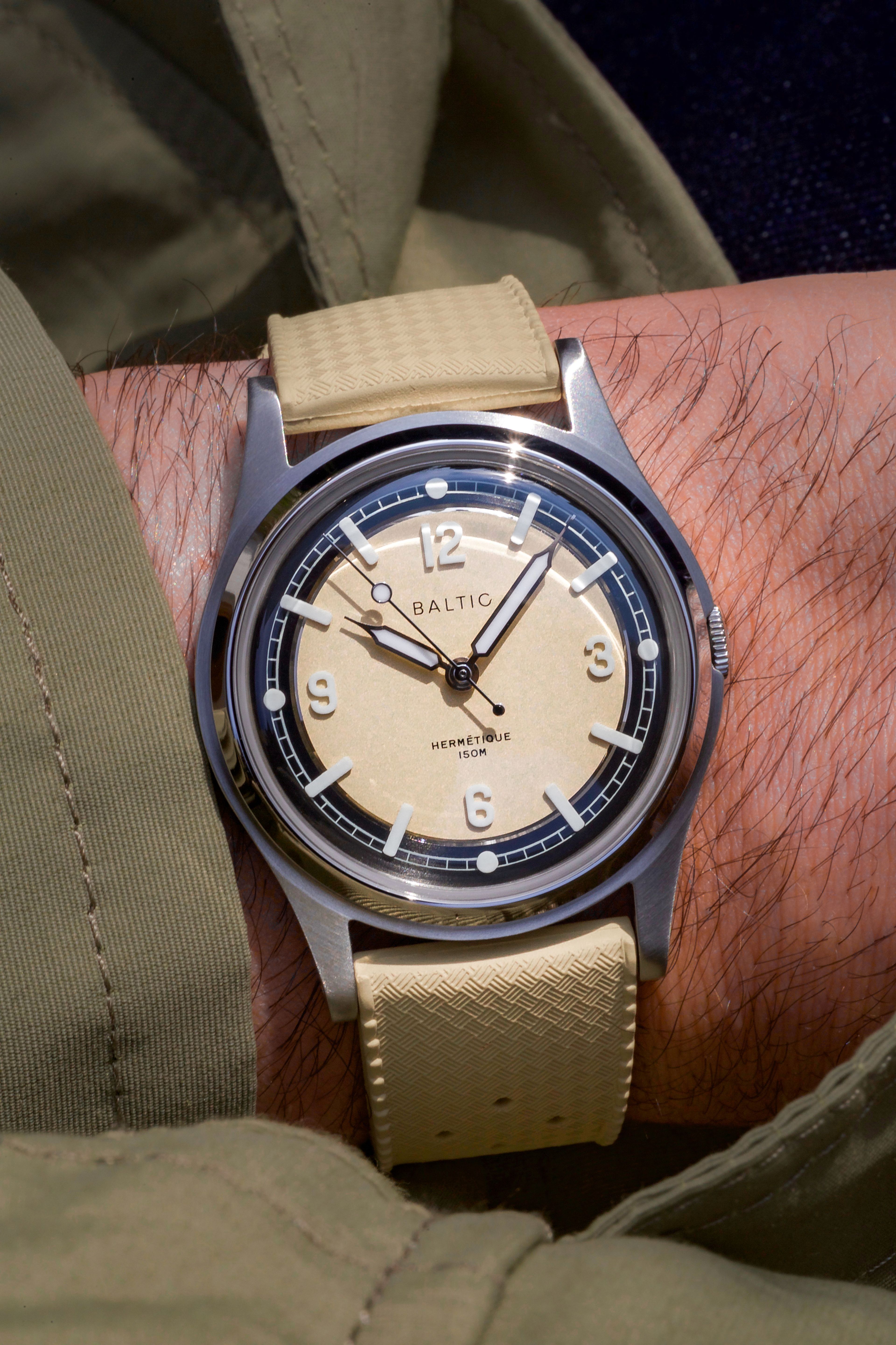 Hermétique Tourer Beige - Baltic Watches