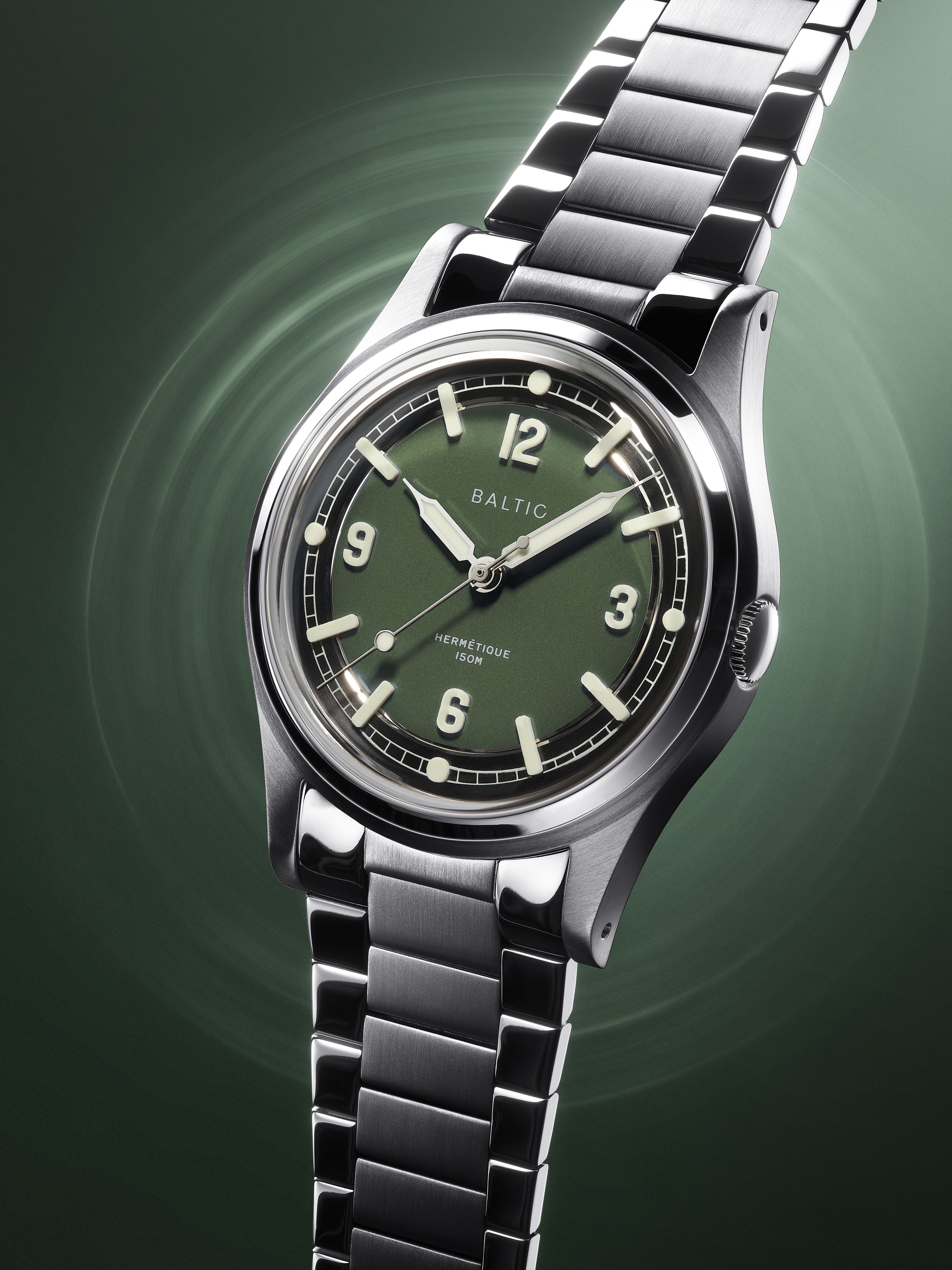 Hermétique Tourer Green - Baltic Watches